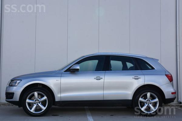 Grey Audi Q5 2009 in Riga, with an engine capacity of 3.00 L and mileage of 236 thousand km for 9450 €, photo 3 on AUTOMOTO.COM.LV