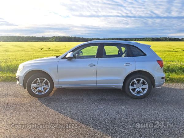 Grey Audi Q5 2010 in Rapla, with an engine capacity of 2.00 L and mileage of 338 thousand km for 5850 €, photo 3 on AUTOMOTO.COM.LV
