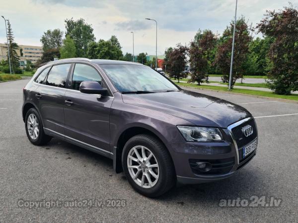 Pelēks Audi Q5 2010 Tallina, ar dzinēja tilpumu 2.00 L un nobraukumu 390 tūkst. km par 7799 €, foto 4 vietnē AUTOMOTO.COM.LV