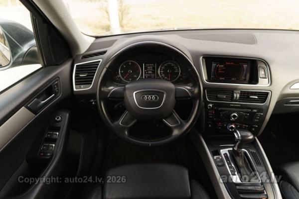Grey Audi Q5 2013 in Tallinn, with an engine capacity of 2.00 L and mileage of 193 thousand km for 13490 €, photo 8 on AUTOMOTO.COM.LV