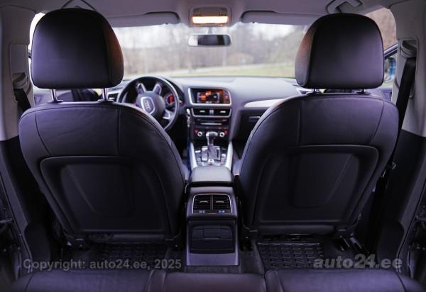 Pelēks Audi Q5 2014 Tallina, ar dzinēja tilpumu 2.00 L un nobraukumu 264 tūkst. km par 13500 €, foto 11 vietnē AUTOMOTO.COM.LV