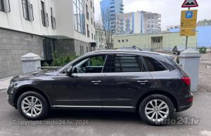 Grey Audi Q5 2015 in Tallinn, with an engine capacity of 2.00 L and mileage of 40 thousand km for 18000 €, photo 2 on AUTOMOTO.COM.LV