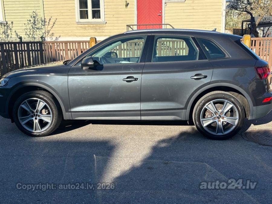Pelēks Audi Q5 2018 Tallina, ar dzinēja tilpumu 2.00 L un nobraukumu 67 tūkst. km par 30500 €, foto 4 vietnē AUTOMOTO.COM.LV