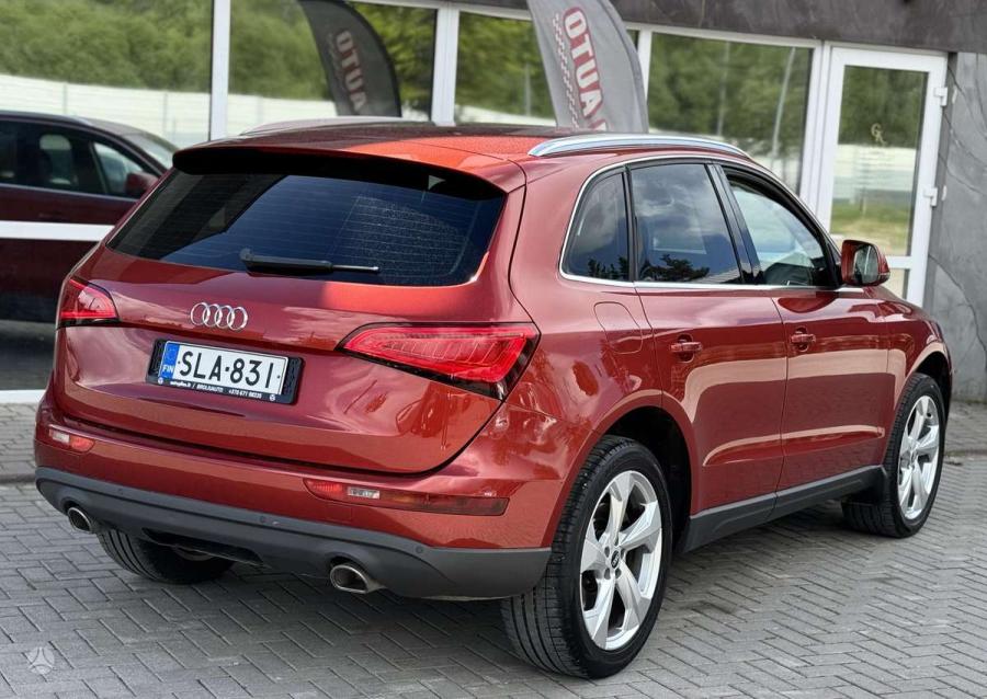 Orange Audi Q5 2012 in Radviliskis, with an engine capacity of 3.00 L and mileage of 329 thousand km for 11250 €, photo 14 on AUTOMOTO.COM.LV