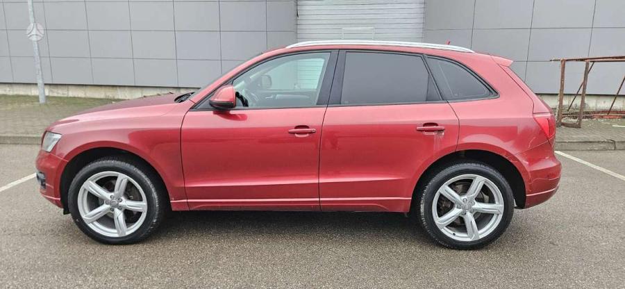 Sarkans Audi Q5 2009 Viļņa, ar dzinēja tilpumu 2.98 L un nobraukumu 356 tūkst. km par 6900 €, foto 2 vietnē AUTOMOTO.COM.LV