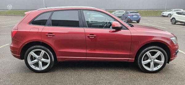 Sarkans Audi Q5 2009 Viļņa, ar dzinēja tilpumu 2.97 L un nobraukumu 256 tūkst. km par 6900 €, foto 6 vietnē AUTOMOTO.COM.LV