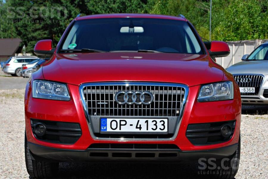 Red Audi Q5 2009 in Tukums, with an engine capacity of 2.00 L and mileage of 216 thousand km for 10500 €, photo 4 on AUTOMOTO.COM.LV