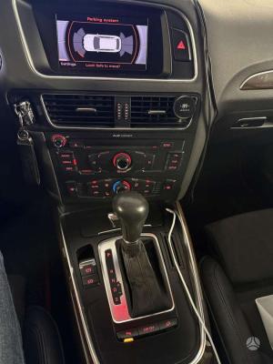 Sarkans Audi Q5 2009 Viļņa, ar dzinēja tilpumu 1.98 L un nobraukumu 226 tūkst. km par 7500 €, foto 10 vietnē AUTOMOTO.COM.LV