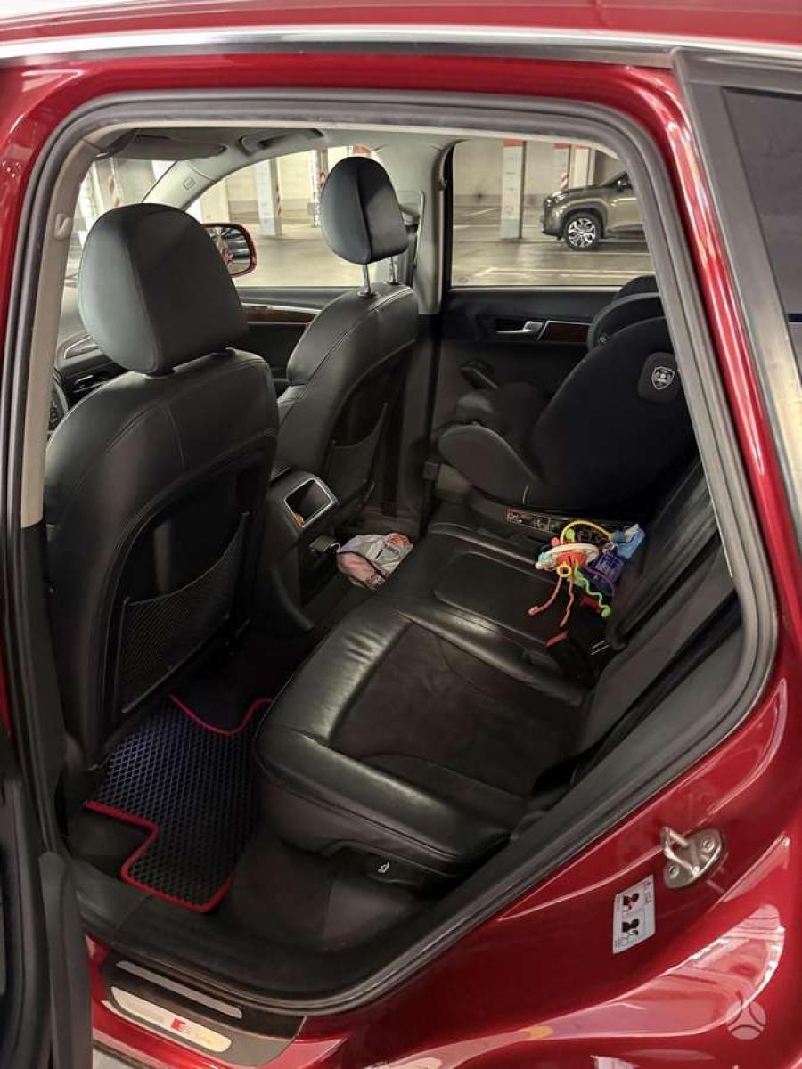 Sarkans Audi Q5 2009 Viļņa, ar dzinēja tilpumu 1.98 L un nobraukumu 226 tūkst. km par 7500 €, foto 12 vietnē AUTOMOTO.COM.LV