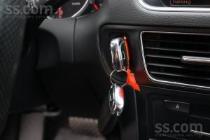 Sarkans Audi Q5 2009 Rīga, ar dzinēja tilpumu 2.00 L un nobraukumu 185 tūkst. km par 8490 €, foto 19 vietnē AUTOMOTO.COM.LV