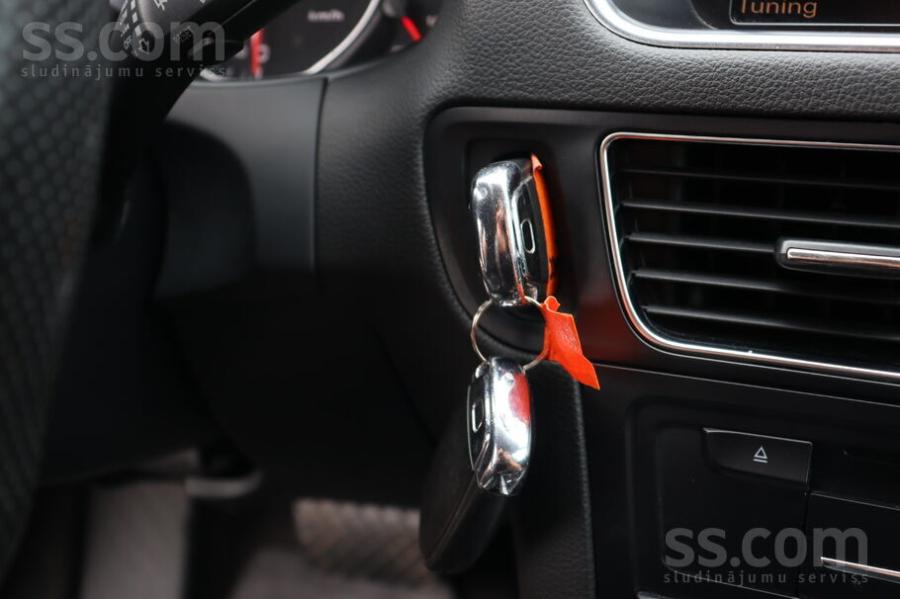 Sarkans Audi Q5 2009 Rīga, ar dzinēja tilpumu 2.00 L un nobraukumu 185 tūkst. km par 8490 €, foto 19 vietnē AUTOMOTO.COM.LV