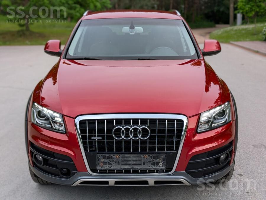 Red Audi Q5 2010 in Jurmala, with an engine capacity of 3.00 L and mileage of 0 thousand km for 17390 €, photo 8 on AUTOMOTO.COM.LV