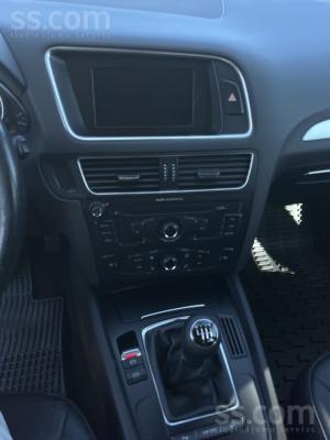Sarkans Audi Q5 2010 Valmiera, ar dzinēja tilpumu 2.00 L un nobraukumu 0 tūkst. km par 9900 €, foto 11 vietnē AUTOMOTO.COM.LV