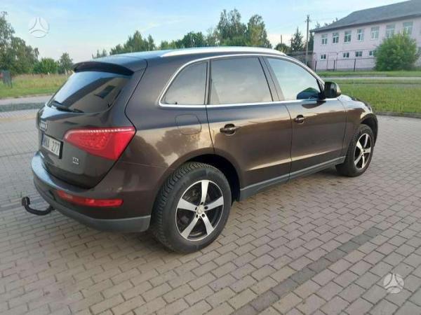 Красный Ауди Ку 5 2011 в Укмерге, объемом двигателя 2.00 л и пробегом 289 тыс. км за 8300 €, фото 4 на AUTOMOTO.COM.LV