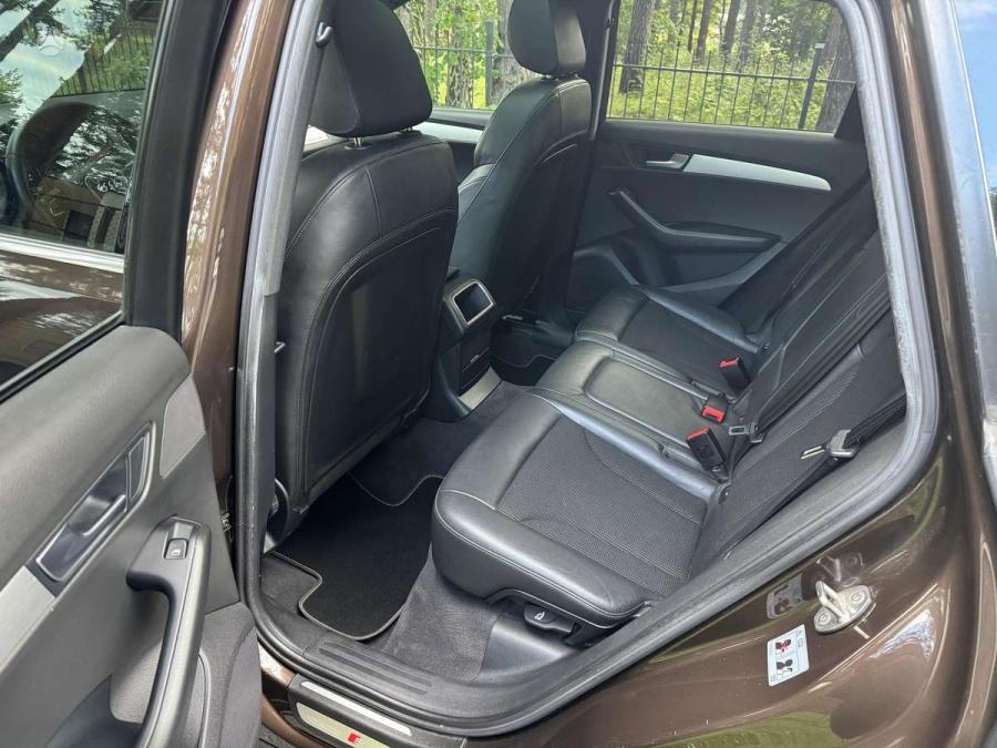 Sarkans Audi Q5 2011 Viļņa, ar dzinēja tilpumu 1.97 L un nobraukumu 277 tūkst. km par 9700 €, foto 15 vietnē AUTOMOTO.COM.LV