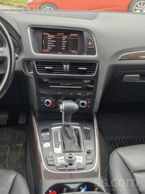 Sarkans Audi Q5 2012 Rīga, ar dzinēja tilpumu 3.00 L un nobraukumu 216 tūkst. km par 12290 €, foto 19 vietnē AUTOMOTO.COM.LV