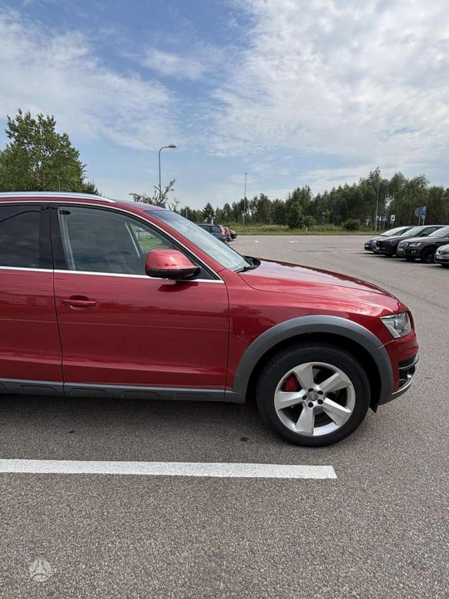 Red Audi Q5 2012 in Klaipeda, with an engine capacity of 2.97 L and mileage of 369 thousand km for 9350 €, photo 6 on AUTOMOTO.COM.LV