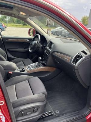 Red Audi Q5 2012 in Klaipeda, with an engine capacity of 2.97 L and mileage of 369 thousand km for 9350 €, photo 18 on AUTOMOTO.COM.LV