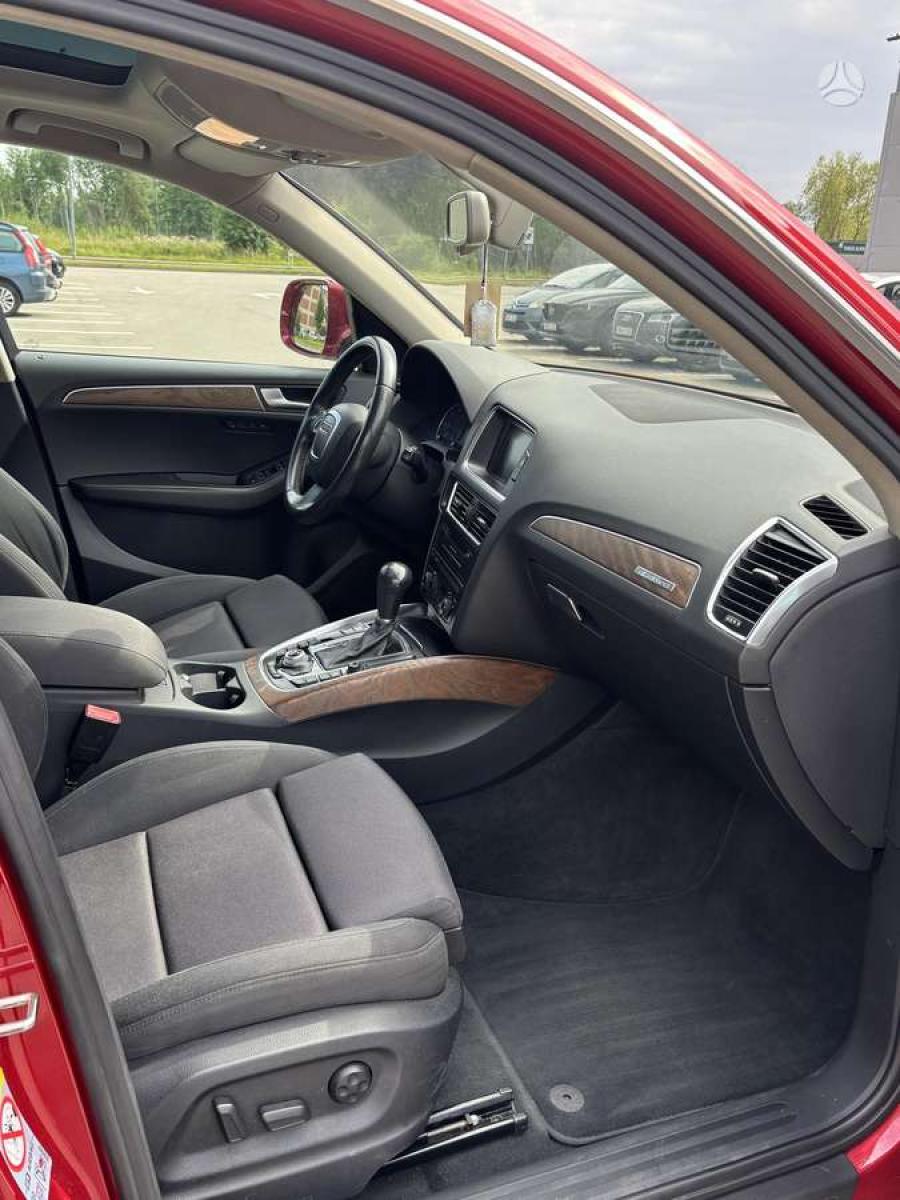 Red Audi Q5 2012 in Klaipeda, with an engine capacity of 2.97 L and mileage of 369 thousand km for 9350 €, photo 18 on AUTOMOTO.COM.LV