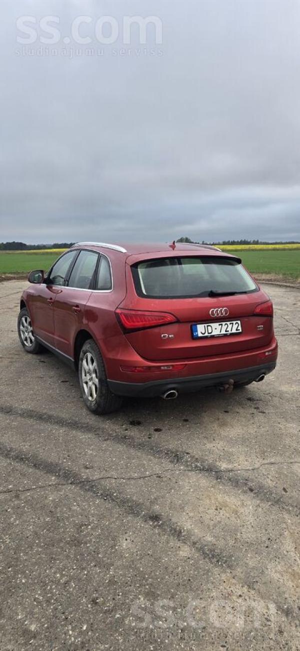 Sarkans Audi Q5 2013 Talsi, ar dzinēja tilpumu 3.00 L un nobraukumu 427 tūkst. km par 7500 €, foto 3 vietnē AUTOMOTO.COM.LV
