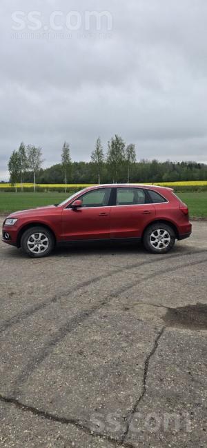 Sarkans Audi Q5 2013 Talsi, ar dzinēja tilpumu 3.00 L un nobraukumu 427 tūkst. km par 7500 €, foto 6 vietnē AUTOMOTO.COM.LV