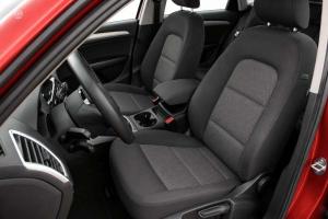 Red Audi Q5 2013 in Vilnius, with an engine capacity of 2.00 L and mileage of 144 thousand km for 13790 €, photo 8 on AUTOMOTO.COM.LV
