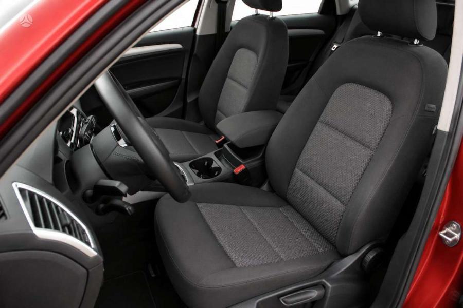 Red Audi Q5 2013 in Vilnius, with an engine capacity of 2.00 L and mileage of 144 thousand km for 13790 €, photo 8 on AUTOMOTO.COM.LV