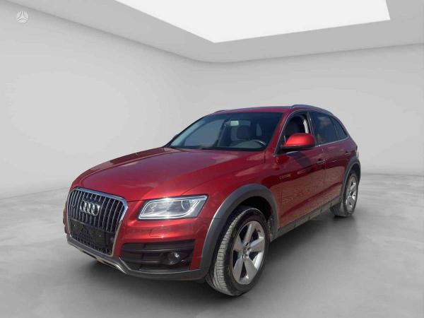 Red Audi Q5 2014 in Kaunas, with an engine capacity of 2.00 L and mileage of 261 thousand km for 13990 €, photo 1 on AUTOMOTO.COM.LV