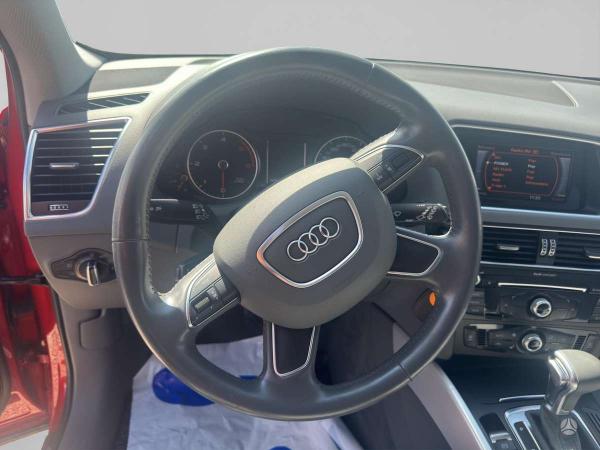 Red Audi Q5 2014 in Kaunas, with an engine capacity of 2.00 L and mileage of 261 thousand km for 13990 €, photo 10 on AUTOMOTO.COM.LV