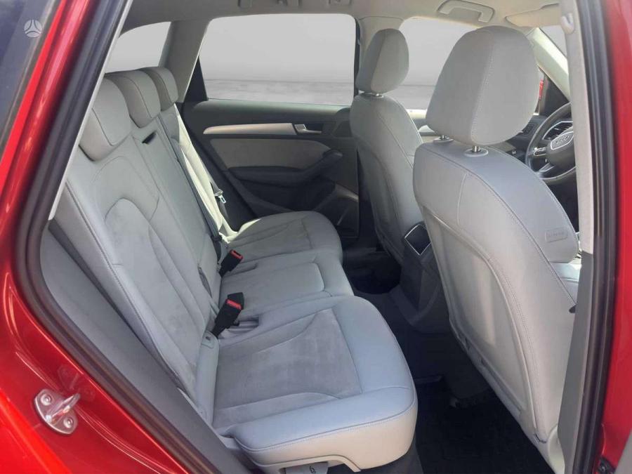Sarkans Audi Q5 2014 Kauņa, ar dzinēja tilpumu 2.00 L un nobraukumu 261 tūkst. km par 13990 €, foto 16 vietnē AUTOMOTO.COM.LV