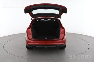 Red Audi Q5 2014 in Tukums, with an engine capacity of 2.00 L and mileage of 136 thousand km for 13990 €, photo 7 on AUTOMOTO.COM.LV