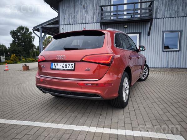 Red Audi Q5 2015 in Riga, with an engine capacity of 2.00 L and mileage of 142 thousand km for 17000 €, photo 3 on AUTOMOTO.COM.LV