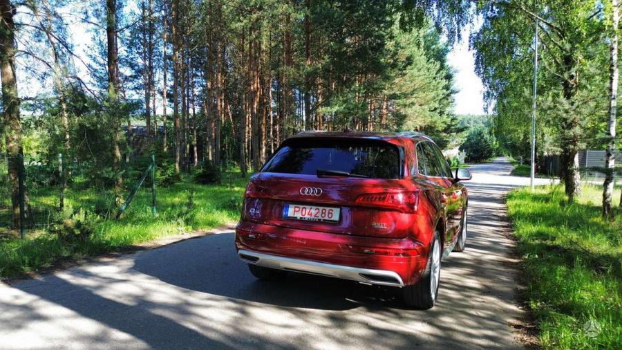 Red Audi Q5 2018 in Kaunas, with an engine capacity of 1.98 L and mileage of 197 thousand km for 18200 €, photo 12 on AUTOMOTO.COM.LV