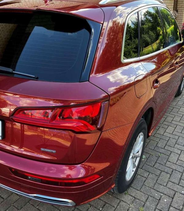 Red Audi Q5 2019 in Telschi, with an engine capacity of 1.98 L and mileage of 50 thousand km for 26800 €, photo 7 on AUTOMOTO.COM.LV