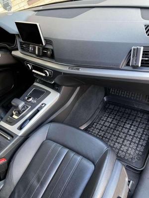 Sarkans Audi Q5 2019 Telšiai, ar dzinēja tilpumu 1.98 L un nobraukumu 50 tūkst. km par 26800 €, foto 16 vietnē AUTOMOTO.COM.LV