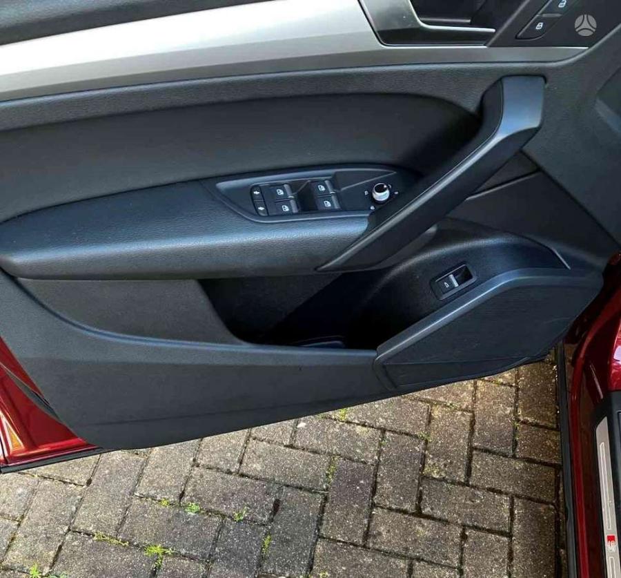 Sarkans Audi Q5 2019 Telšiai, ar dzinēja tilpumu 1.98 L un nobraukumu 50 tūkst. km par 26800 €, foto 19 vietnē AUTOMOTO.COM.LV