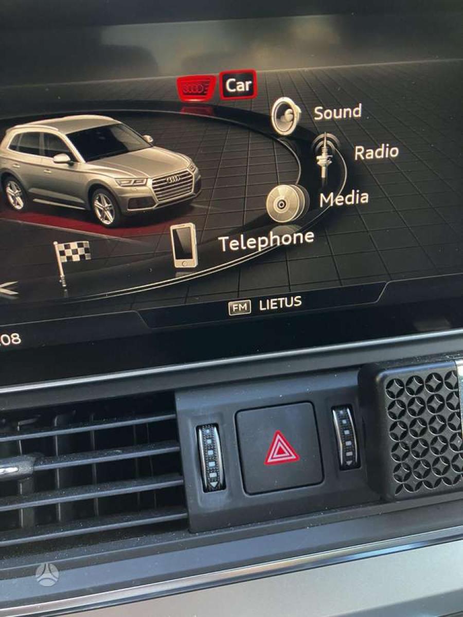 Sarkans Audi Q5 2019 Telšiai, ar dzinēja tilpumu 1.98 L un nobraukumu 50 tūkst. km par 26800 €, foto 23 vietnē AUTOMOTO.COM.LV