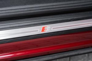 Red Audi Q5 2020 in Marupe, with an engine capacity of 2.00 L and mileage of 103 thousand km for 29100 €, photo 7 on AUTOMOTO.COM.LV