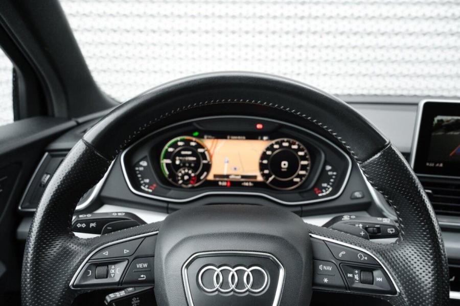 Red Audi Q5 2020 in Marupe, with an engine capacity of 2.00 L and mileage of 103 thousand km for 29100 €, photo 15 on AUTOMOTO.COM.LV