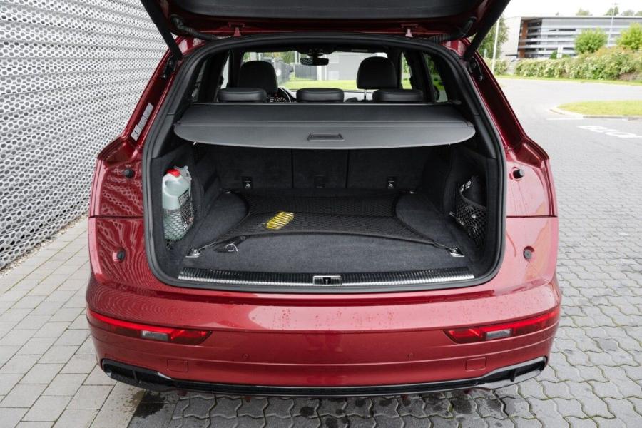 Red Audi Q5 2020 in Marupe, with an engine capacity of 2.00 L and mileage of 103 thousand km for 29100 €, photo 35 on AUTOMOTO.COM.LV