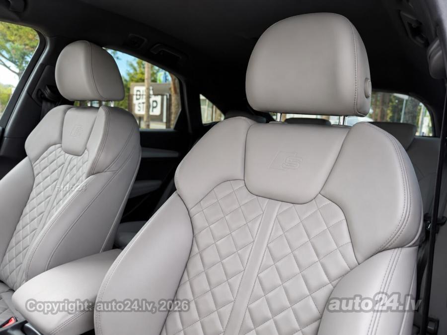 Sarkans Audi Q5 2022 Pērnava, ar dzinēja tilpumu 2.00 L un nobraukumu 52 tūkst. km par 39990 €, foto 14 vietnē AUTOMOTO.COM.LV