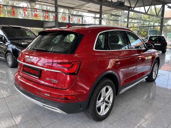 Sarkans Audi Q5 2022 Klaipėda, ar dzinēja tilpumu 1.98 L un nobraukumu 128 tūkst. km par 29900 €, foto 6 vietnē AUTOMOTO.COM.LV