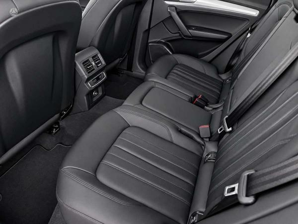 Sarkans Audi Q5 2022 Klaipėda, ar dzinēja tilpumu 1.98 L un nobraukumu 128 tūkst. km par 29900 €, foto 8 vietnē AUTOMOTO.COM.LV