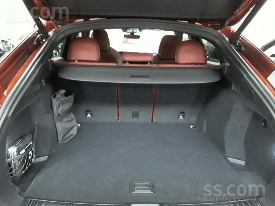 Red Audi Q5 2025 in Riga, with an engine capacity of 3.00 L and mileage of 2 thousand km for 79900 €, photo 7 on AUTOMOTO.COM.LV