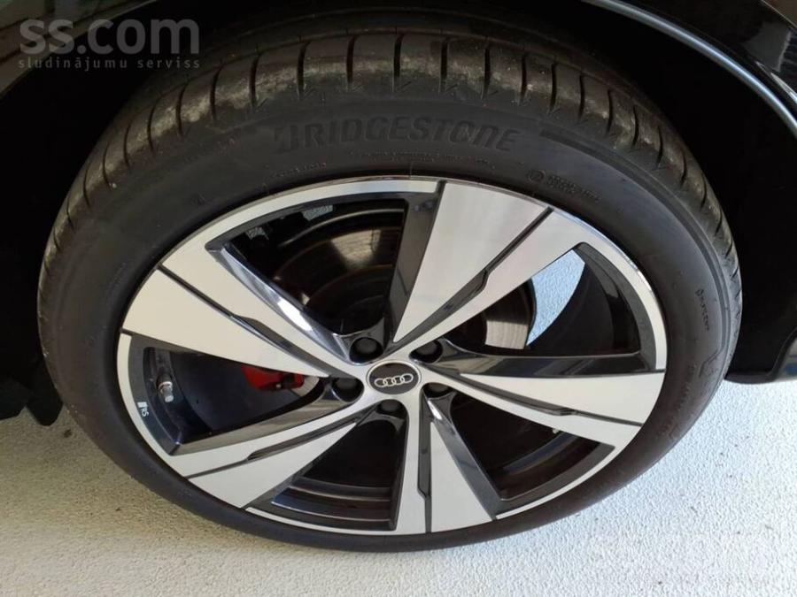 Red Audi Q5 2025 in Riga, with an engine capacity of 3.00 L and mileage of 2 thousand km for 79900 €, photo 9 on AUTOMOTO.COM.LV