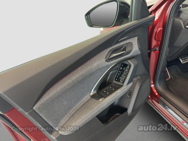 Sarkans Audi Q5 2026 Tallina, ar dzinēja tilpumu 2.00 L un nobraukumu 7 tūkst. km par 77500 €, foto 7 vietnē AUTOMOTO.COM.LV