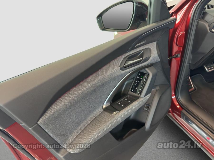 Red Audi Q5 2026 in Tallinn, with an engine capacity of 2.00 L and mileage of 7 thousand km for 77500 €, photo 8 on AUTOMOTO.COM.LV