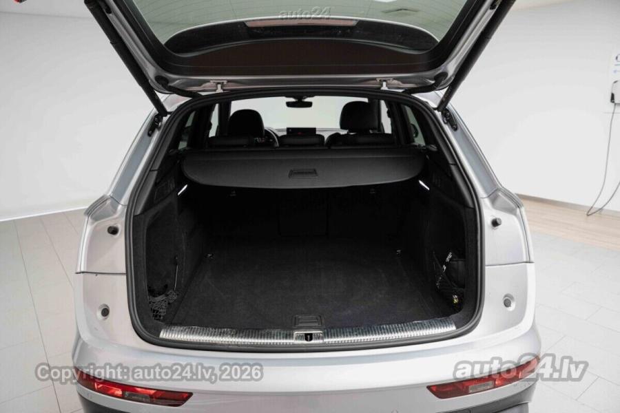 Audi Q5 2021 in Tallinn, with an engine capacity of 2.00 L and mileage of 64 thousand km for 37200 €, photo 14 on AUTOMOTO.COM.LV