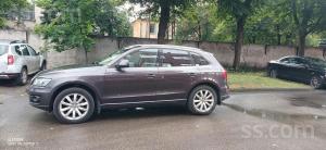 Violets Audi Q5 2008 Rīga, ar dzinēja tilpumu 2.00 L un nobraukumu 291 tūkst. km par 7900 €, foto 9 vietnē AUTOMOTO.COM.LV