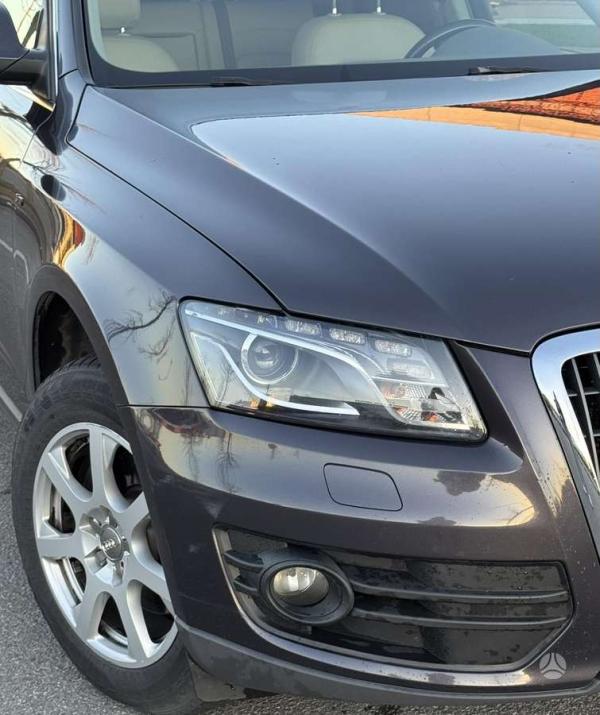 Violets Audi Q5 2009 Klaipėda, ar dzinēja tilpumu 1.98 L un nobraukumu 261 tūkst. km par 7500 €, foto 4 vietnē AUTOMOTO.COM.LV